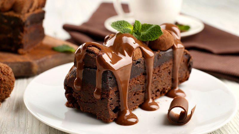 La salsa de chocolate, la decoración más deliciosa.