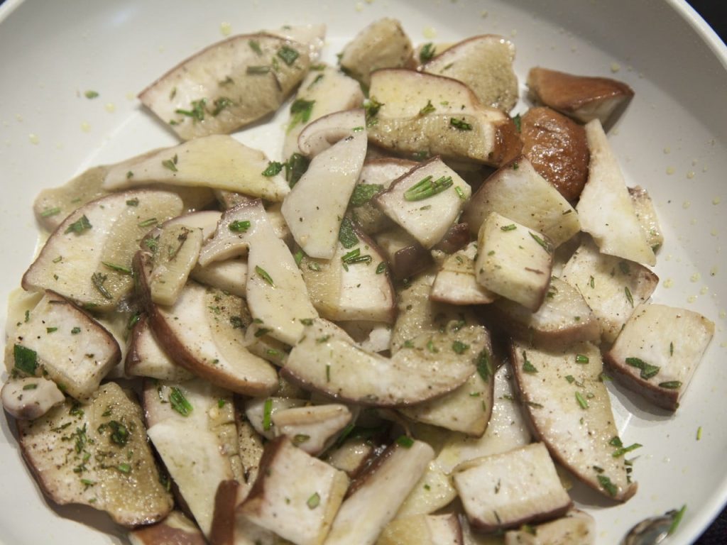 Sustanciosa crema de boletus